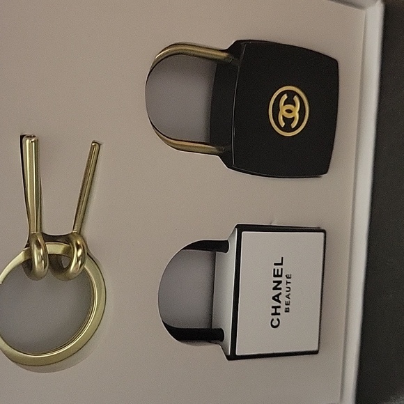 CHANEL | Accessories | Chanel 2 Locks N Keys Nib | Poshmark